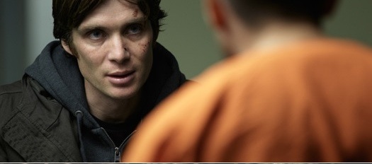 نگاهی به فیلمِ نورهای قرمز Red Lights